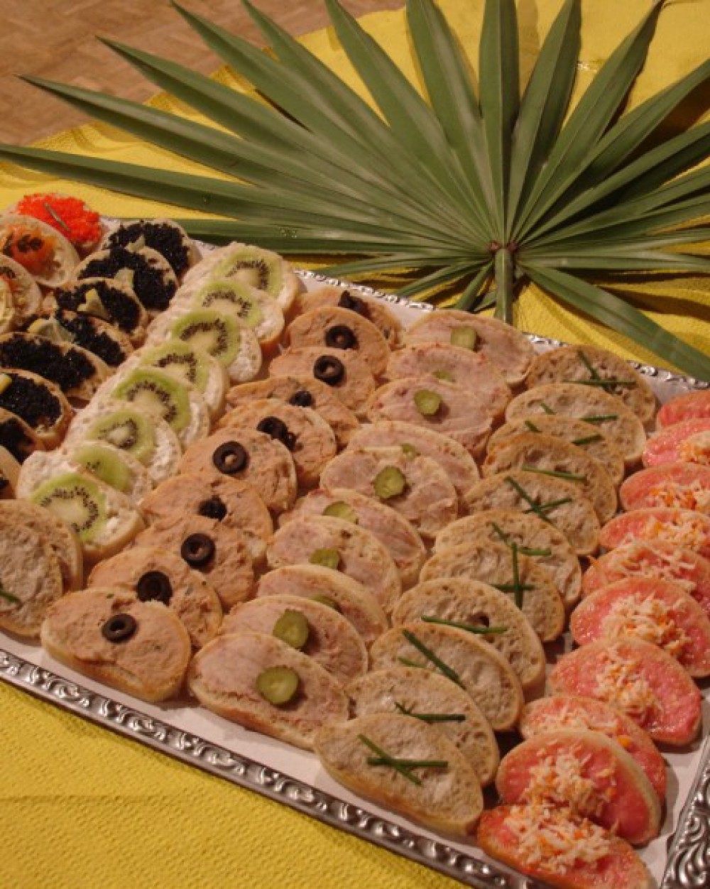 Les toasts froids (plateau de 12 pièces) | Maison Bertin